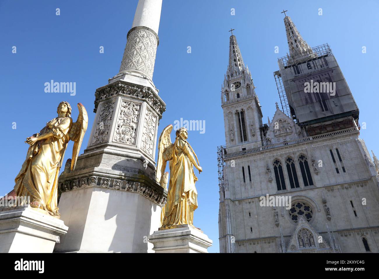 La cathédrale de Zagreb sonne le glas de la paix en Ukraine, à Zagreb ...