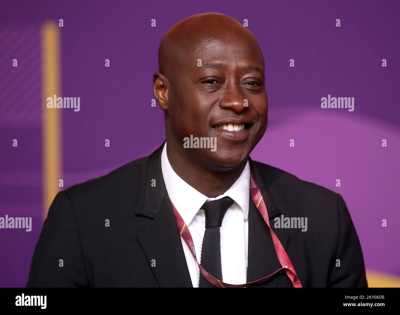 Khalilou Fadiga arrive avant le tirage au sort final de la coupe du ...