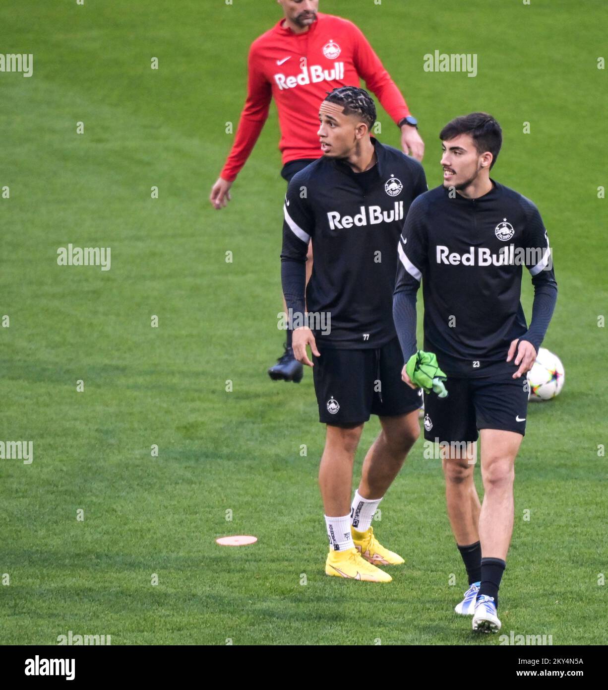 Roko Simic lors de la session de formation de RB Salzburg avant la ...