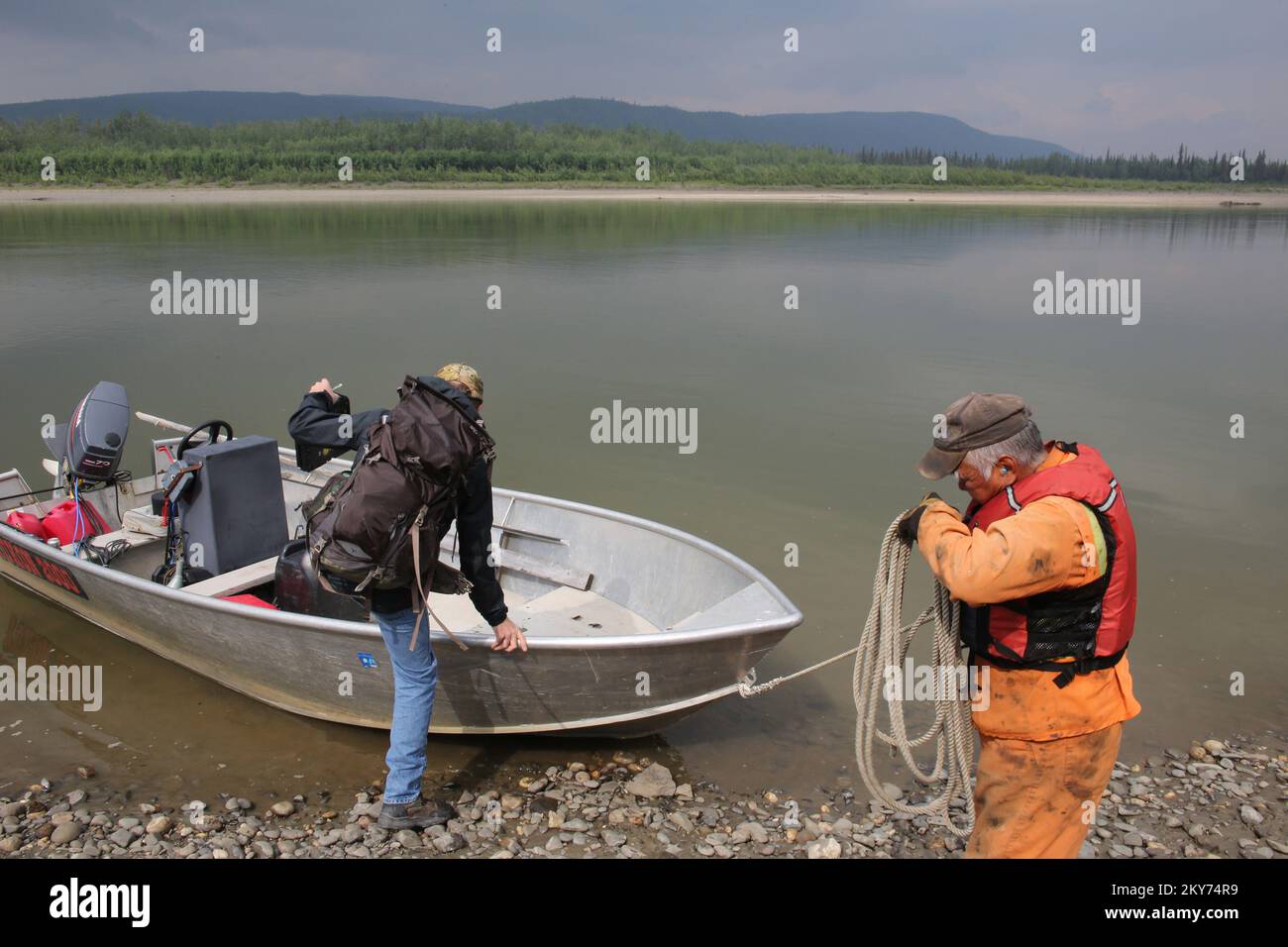 Hughes, Alaska, 7 juillet 2013 l'inspecteur de la FEMA, Marty Williams ...