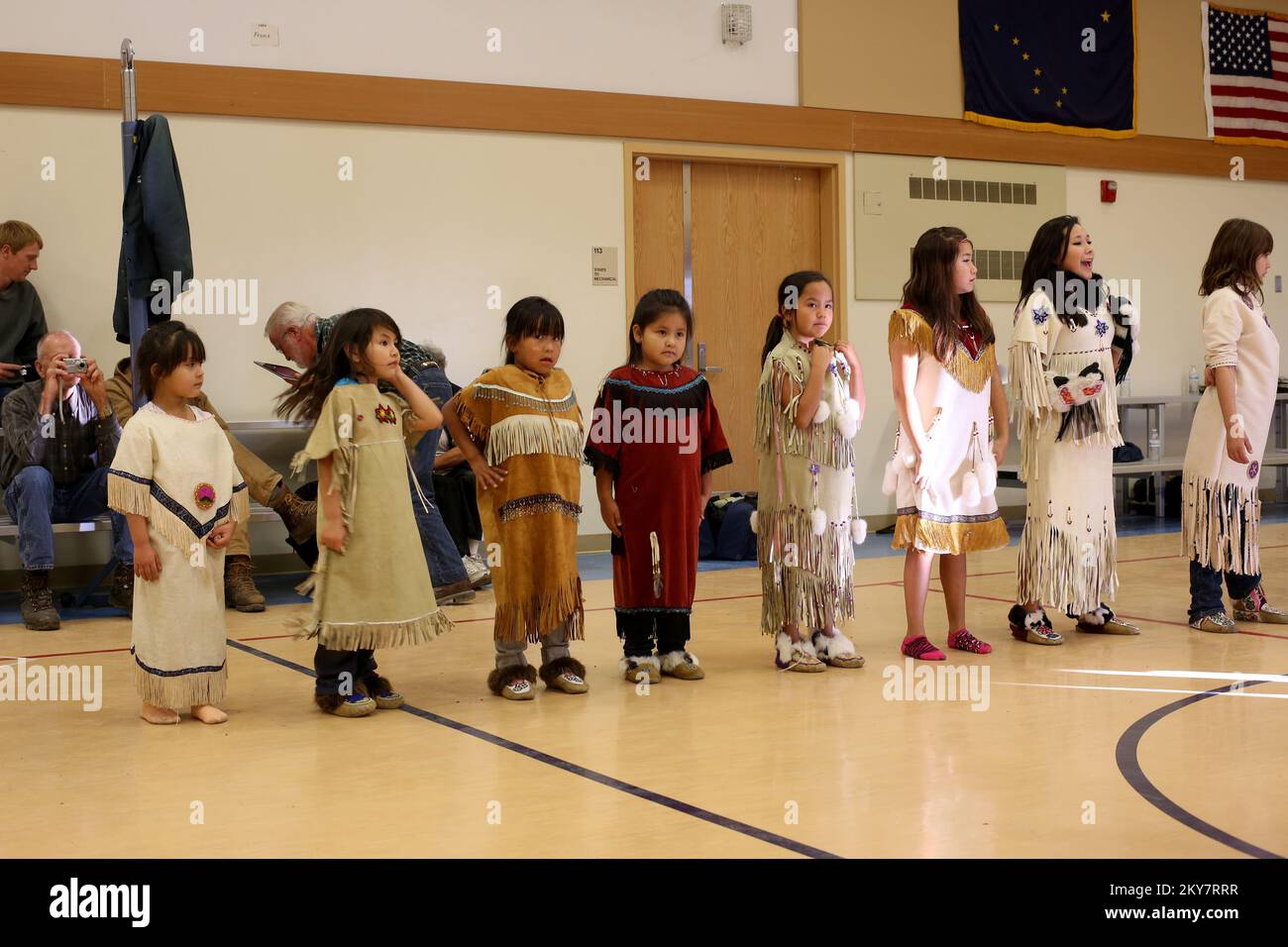 Potlatch ceremony Banque de photographies et d’images à haute ...