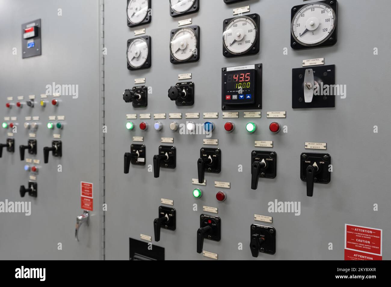 Electrical generation Banque de photographies et d’images à haute résolution - Alamy