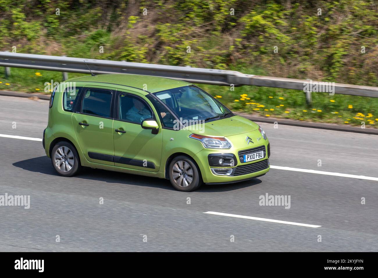 Citroen c3 picasso 1 6 vtr plus hdi 5d 90 bhp Banque de photographies ...