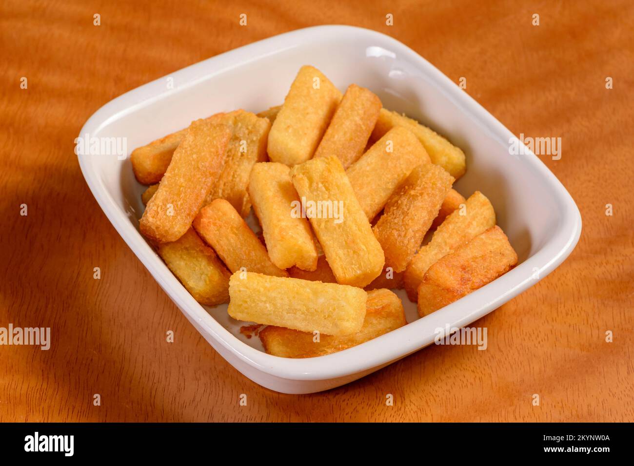 Portion de manioc Banque de photographies et d’images à haute ...