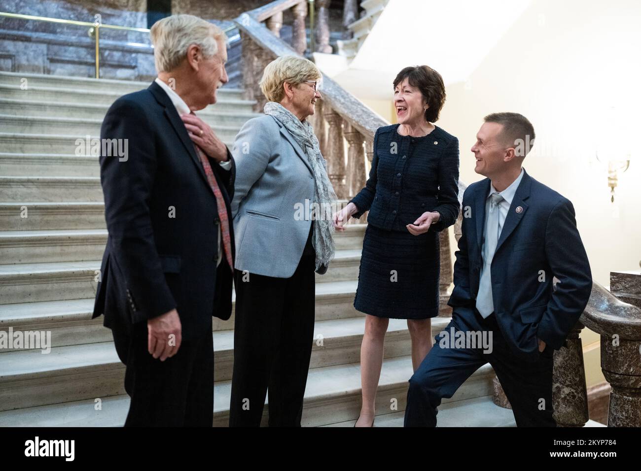 ÉTATS-UNIS - DÉCEMBRE 1 : délégation du Congrès du Maine du sénateur de ...