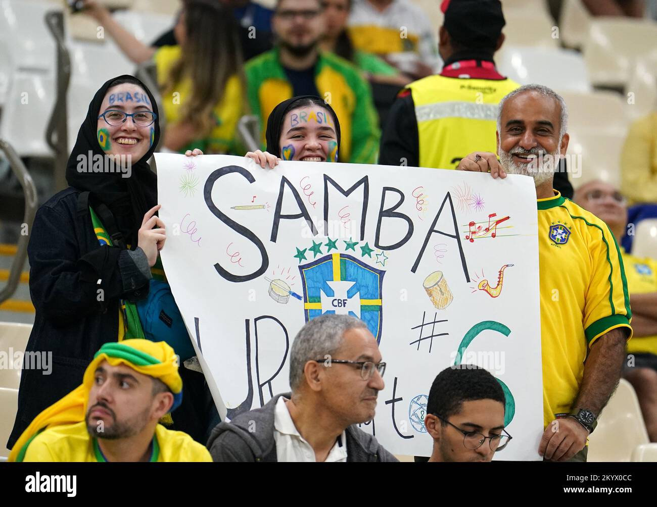 Les fans brésiliens sont en avance sur le match G de la coupe du monde ...