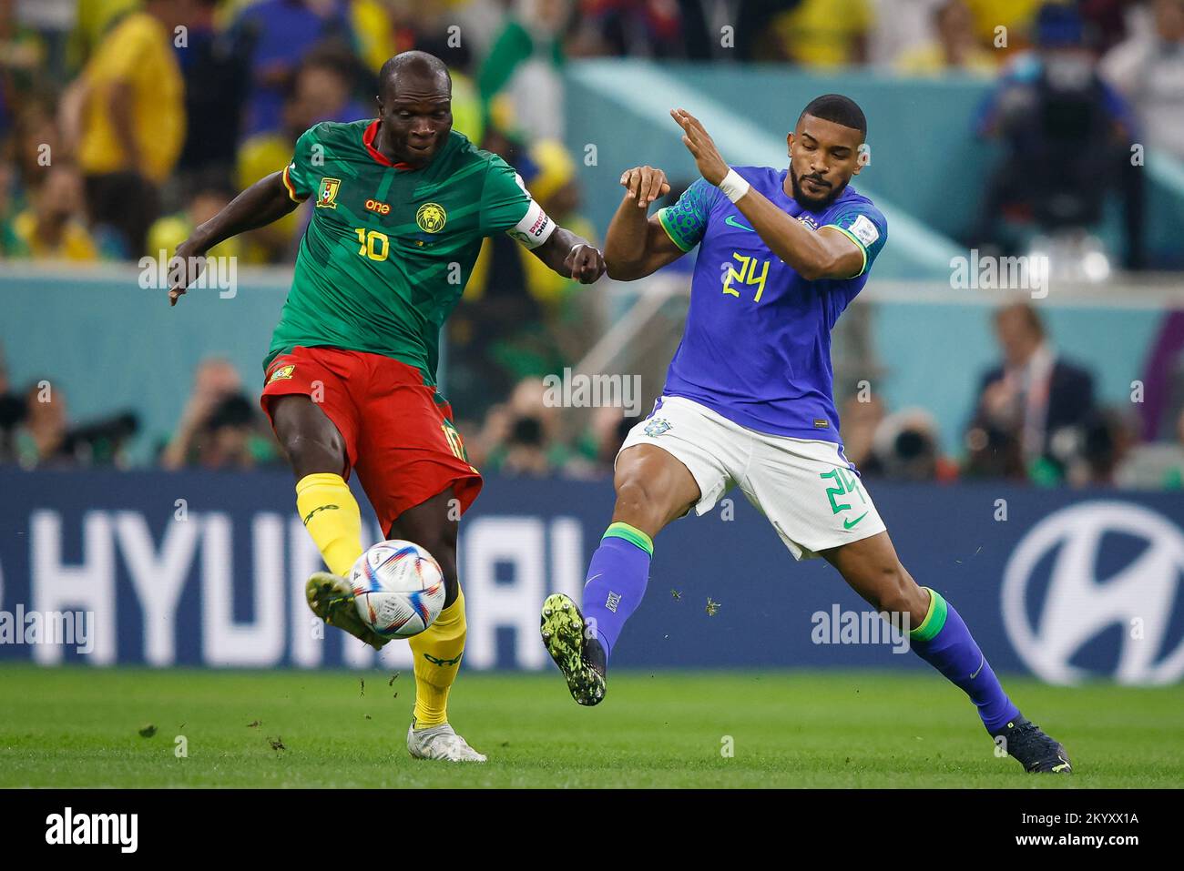 LUSAIL, AD - 02.12.2022: CAMEROUN VS BRÉSIL - ABOUBAKAR Vincent du ...