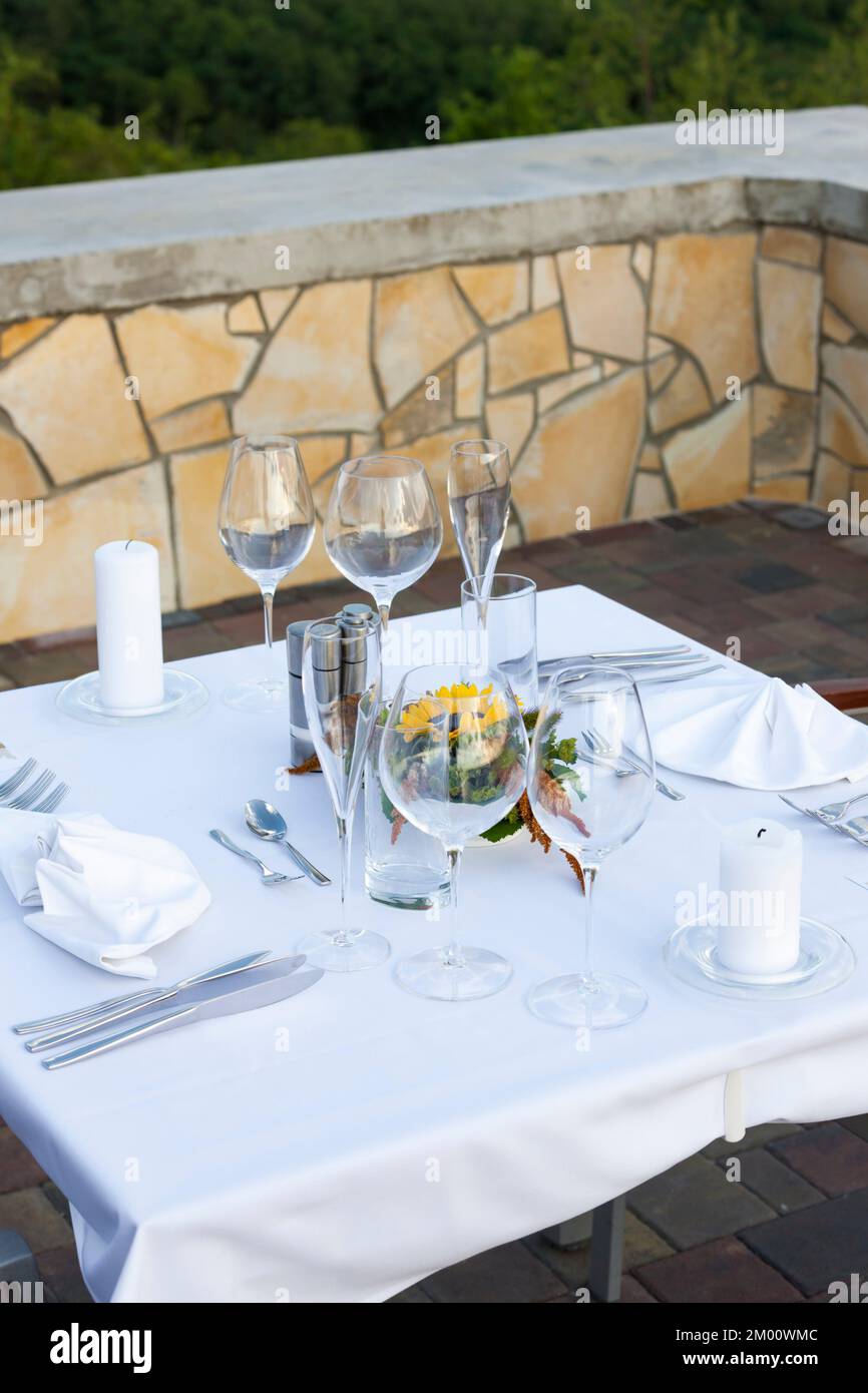 Repas table Banque de photographies et d’images à haute résolution - Alamy