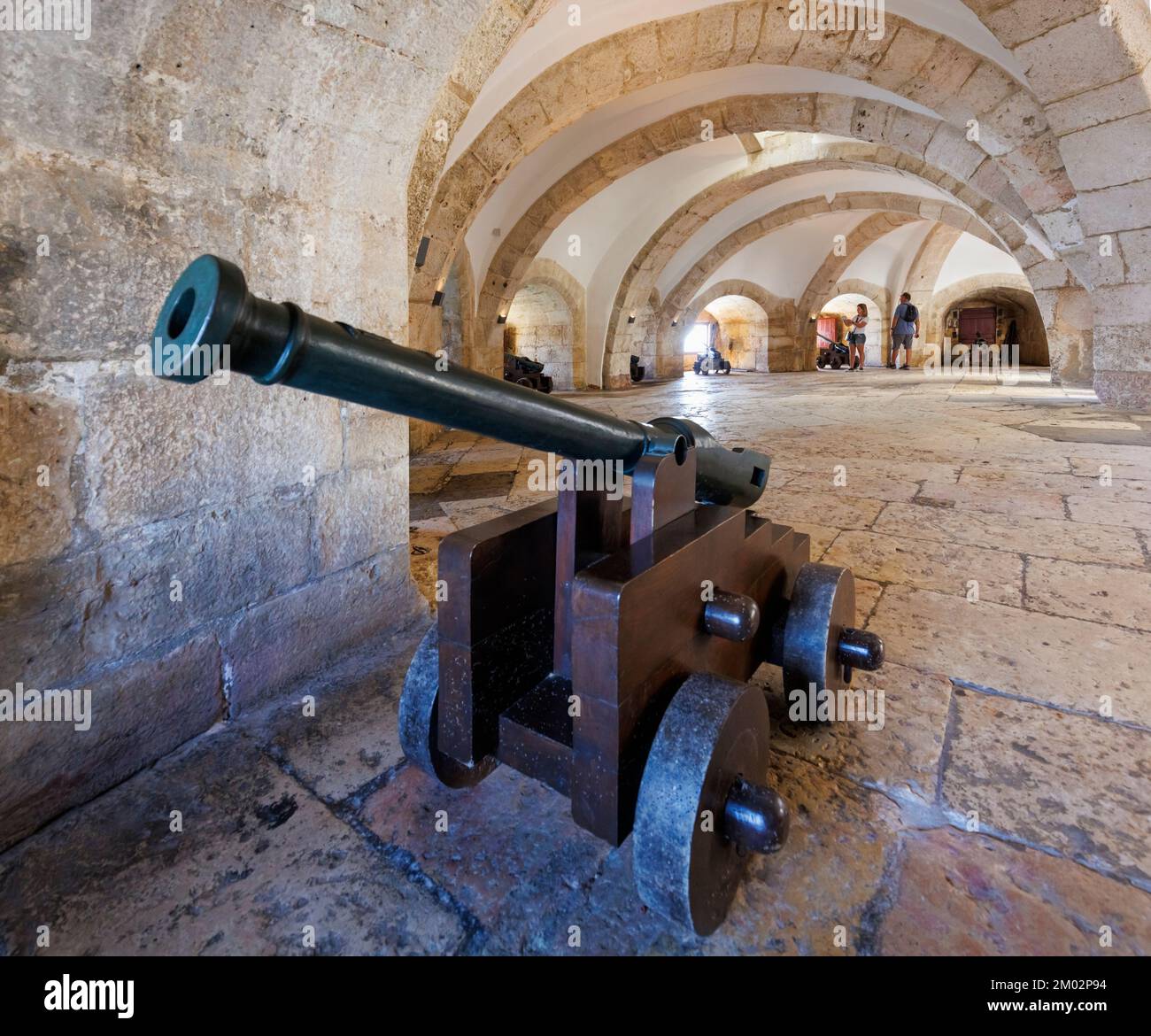 Artillery in the 16th century Banque de photographies et d’images à ...
