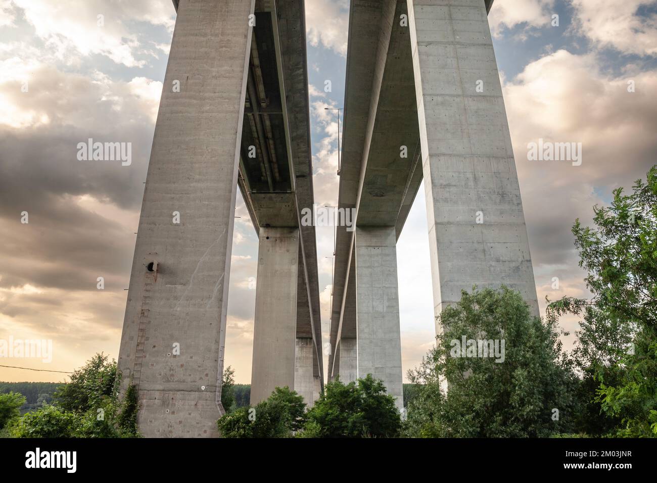 Viadukt beska Banque de photographies et d’images à haute résolution ...