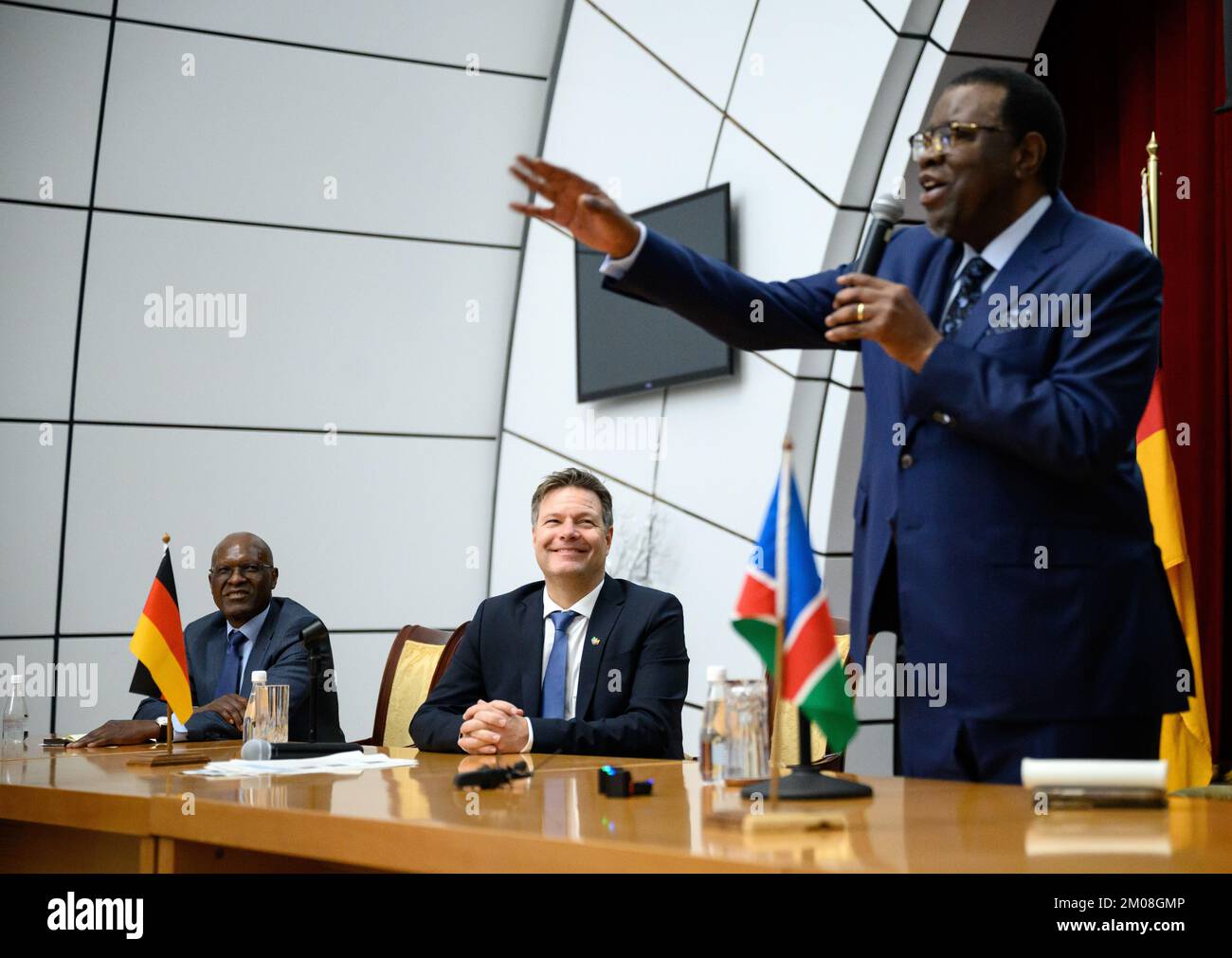 Hage geingob president of namibia Banque de photographies et d’images à ...