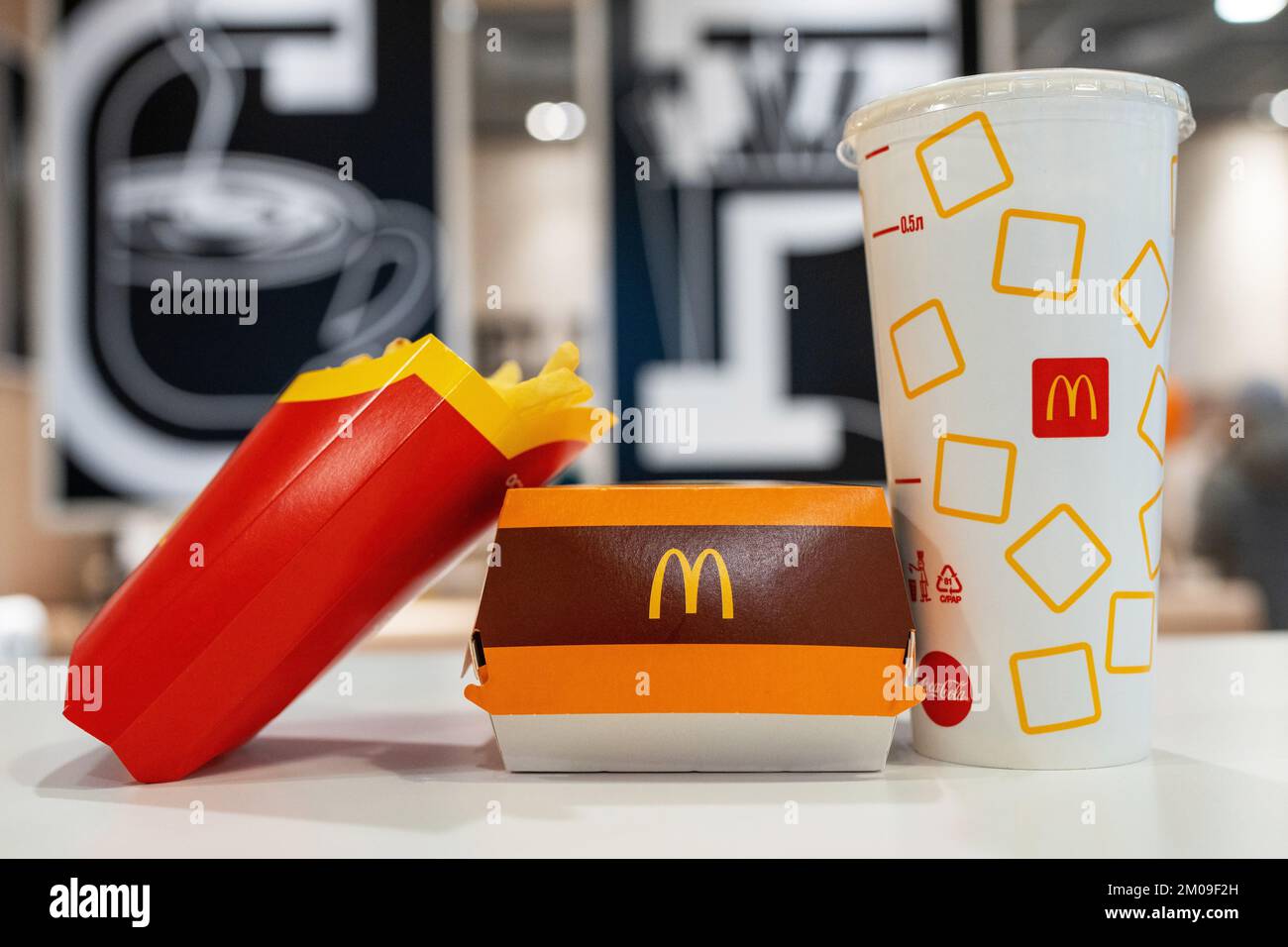 Mcdonald's big mac box Banque de photographies et d’images à haute ...