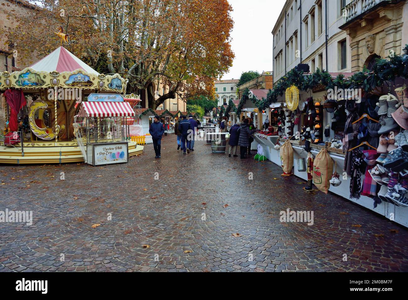 Piazza eremitani Banque de photographies et d’images à haute résolution ...
