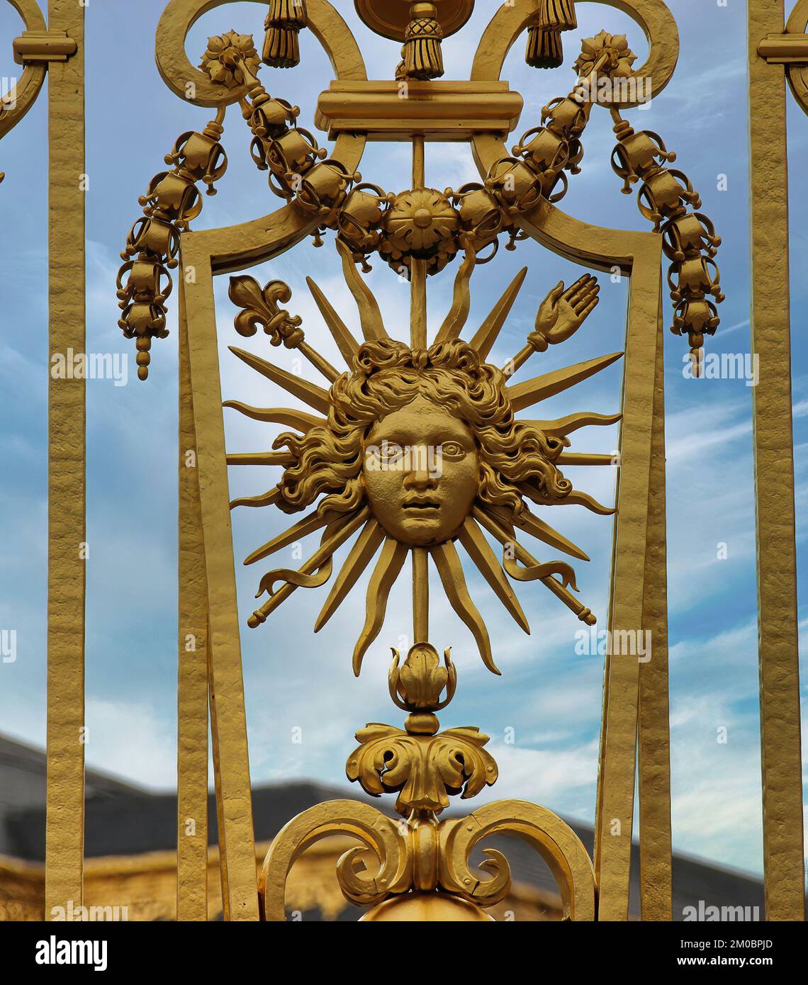 Le magnifique château de Versailles est l'un des symboles emblématiques ...