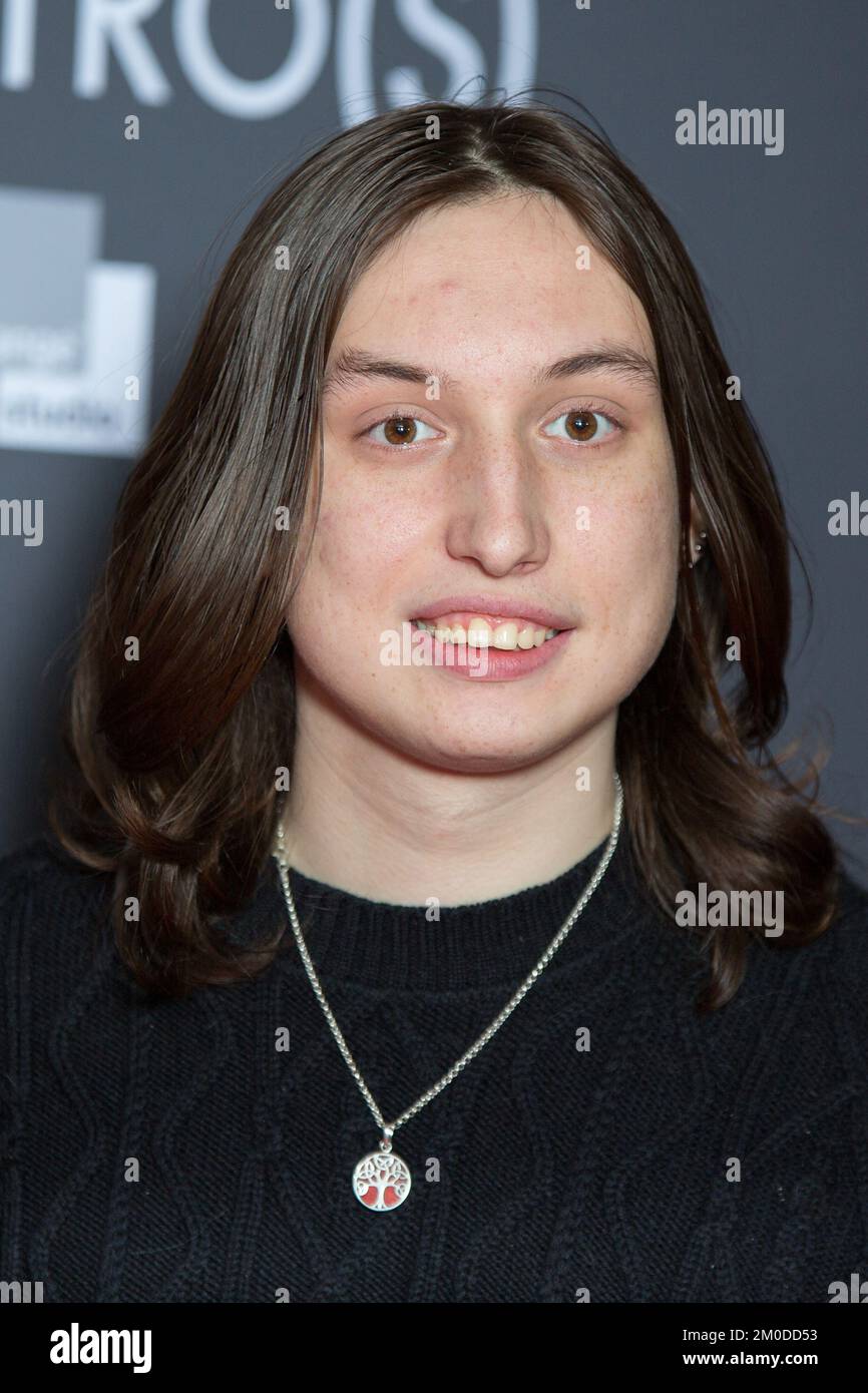 Nils Othenin-Girard assiste à la première du film 'Mastro s' Paris au ...