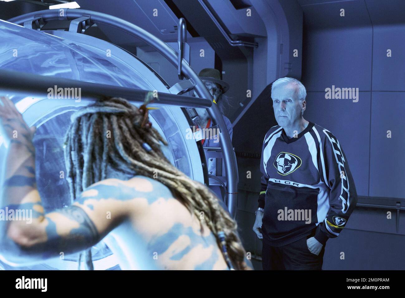AVATAR: LE CHEMIN DE L'EAU, (alias AVATAR 2), de gauche à droite: Jack ...