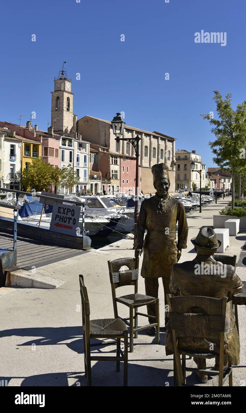 Martigues surnommé ''la Venise de Provence'' statues en broze des ...
