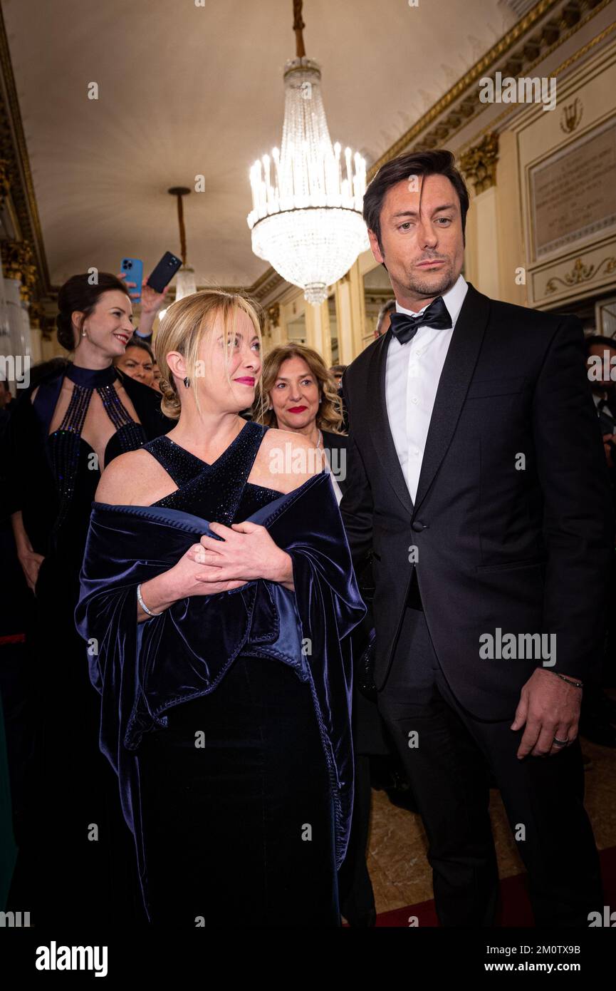 Milan, Italie 07/12/2022, Giorgia Meloni , Andrea Giambruno première à ...