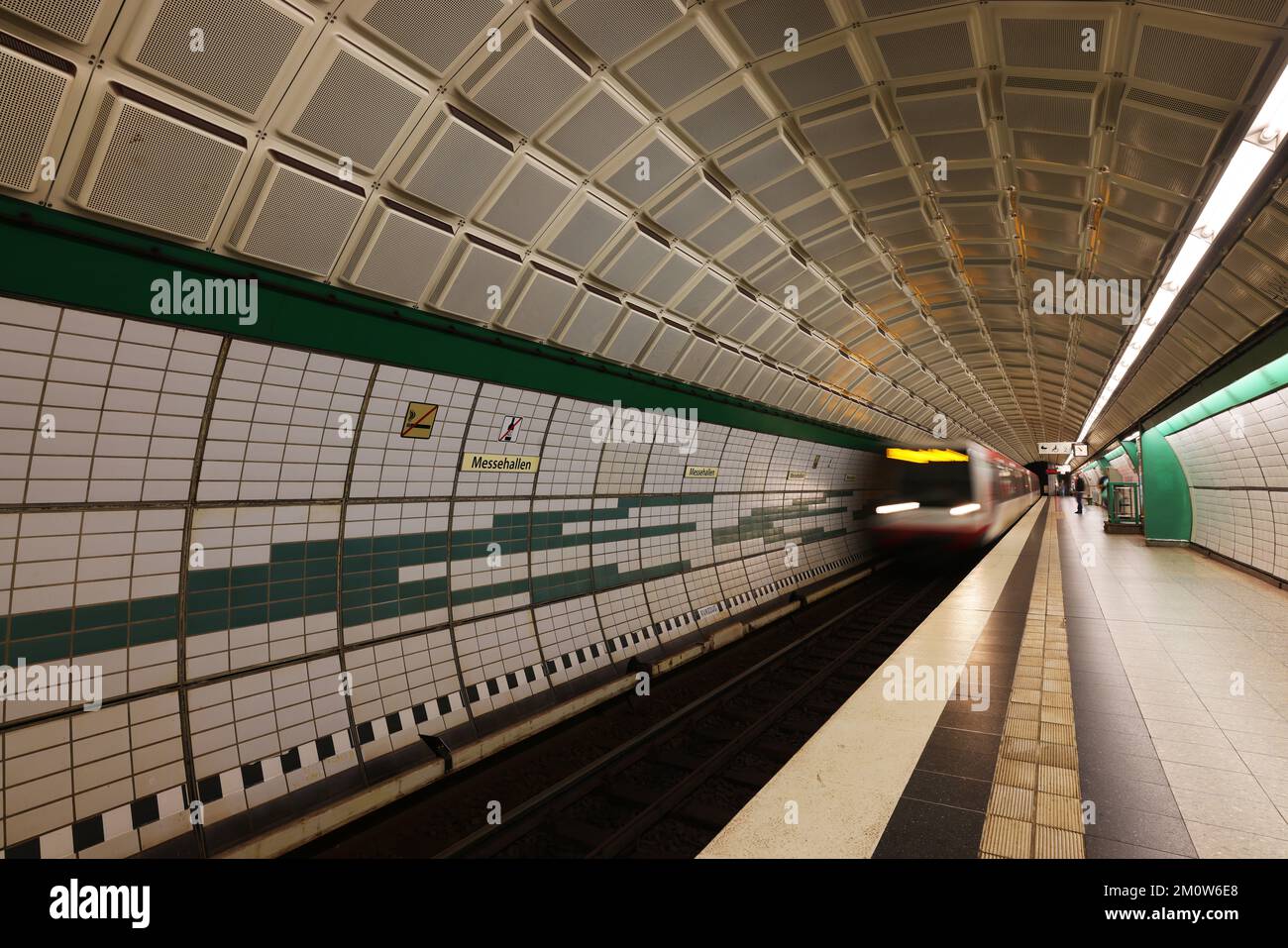 U Bahn, U Bahnstation, Verkehr, métro de Hambourg, métro de Hambourg ...
