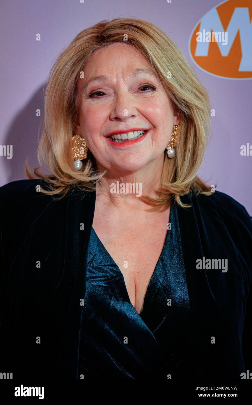 HILVERSUM - Janny van der Heijden sur le tapis rouge de la fête d ...
