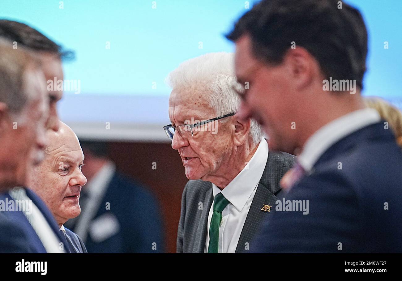 Berlin, Allemagne. 08th décembre 2022. Chancelier OLAF Scholz (3rd de ...