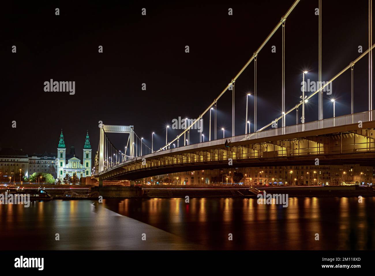 Pont elisabeth budapest Banque de photographies et d’images à haute ...