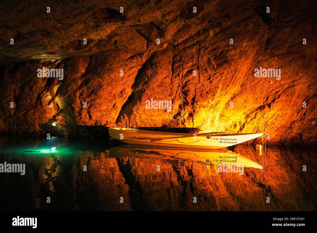 Lac souterrain de saint leonard Banque de photographies et d’images à ...