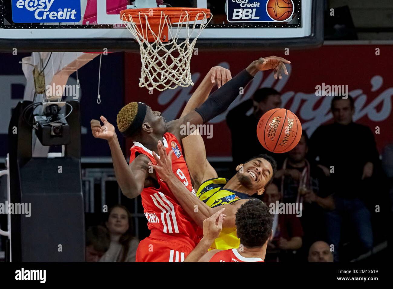 Bonga isaac fc bayern munchen Banque de photographies et d’images à ...