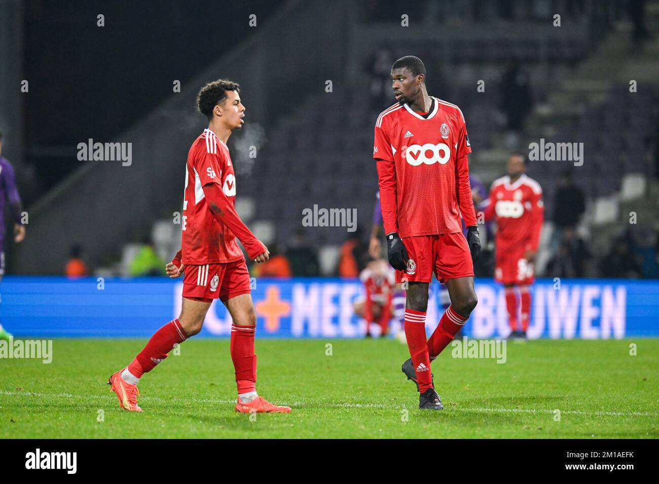 Boubou Diallo de SL16 montre la défaite après un match de football ...