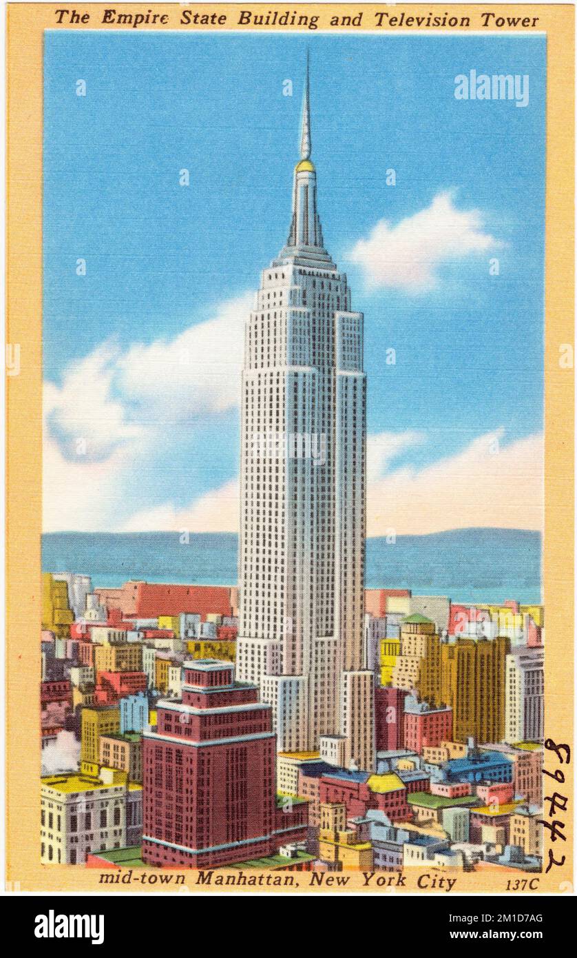 L'Empire State Building et la tour de télévision, centre-ville de ...