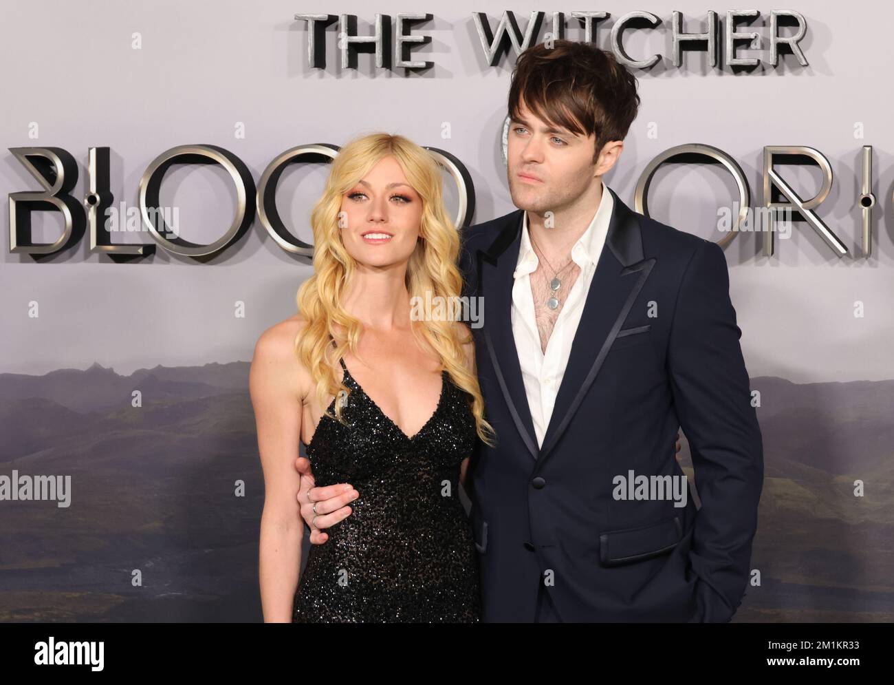 Katherine mcnamara et joey batey Banque de photographies et d’images à ...