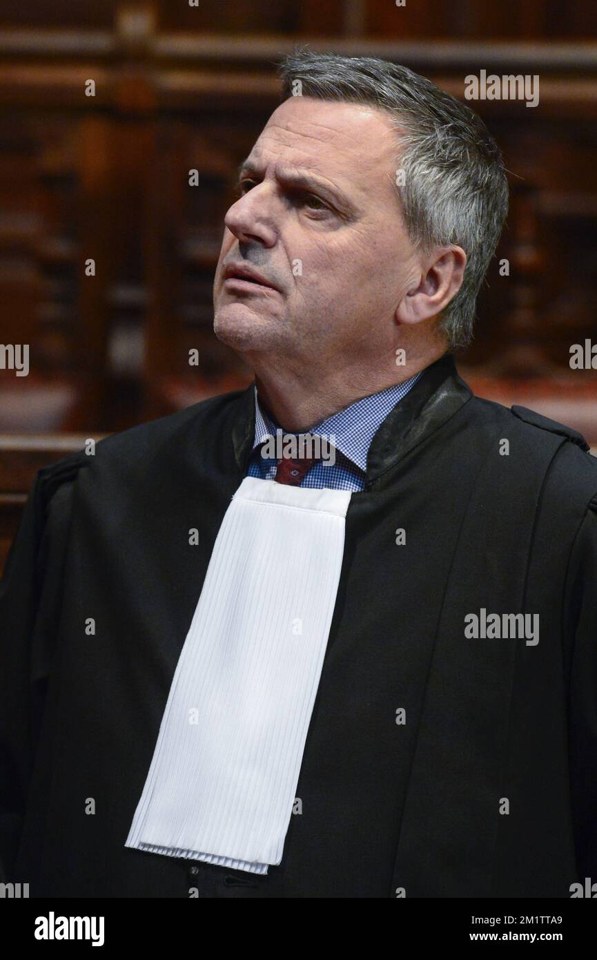 20140121 - ANVERS, BELGIQUE: L'avocat Jan de Man photographié lors de ...