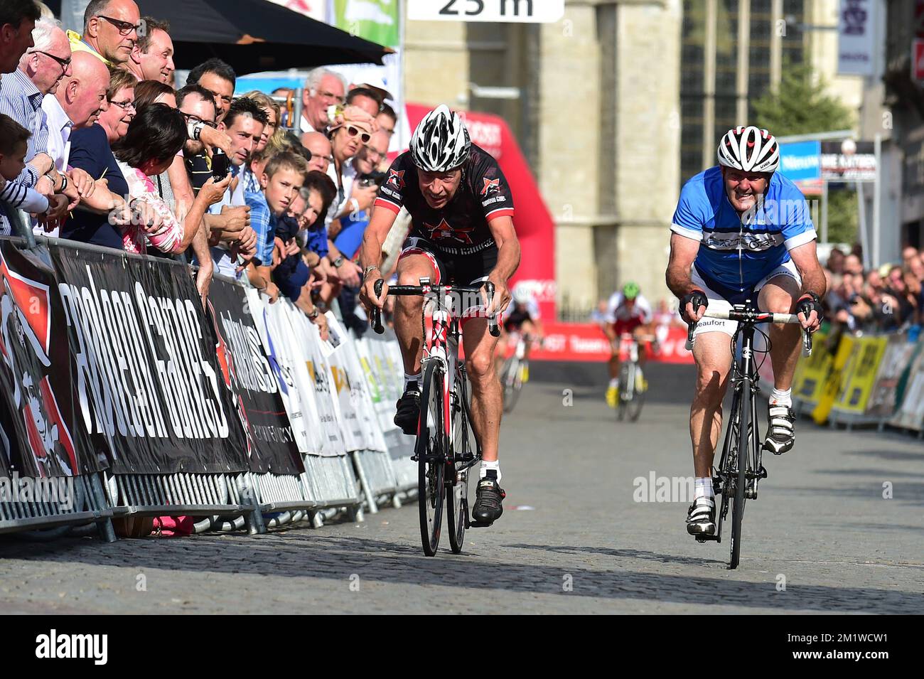 L'ancien cycliste belge Herman Van Springel et l'ancien cycliste belge ...