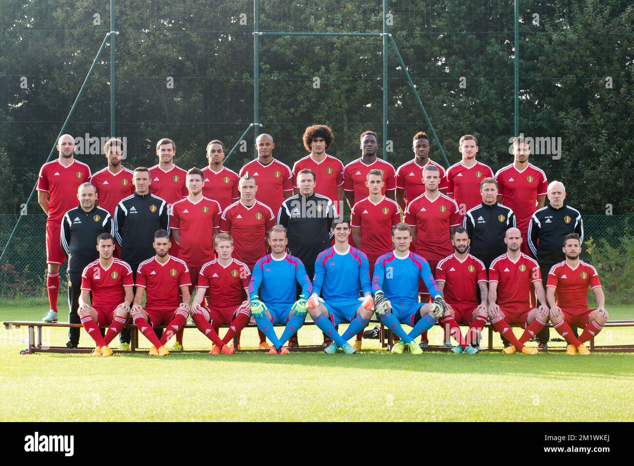 20141011 - BRUXELLES, BELGIQUE : (rangée supérieure gauche), Jelle Van ...