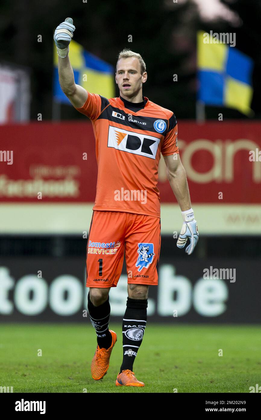 20150926 - BEVEREN-WAAS, BELGIQUE: Matz Sels, gardien de but de Gand ...