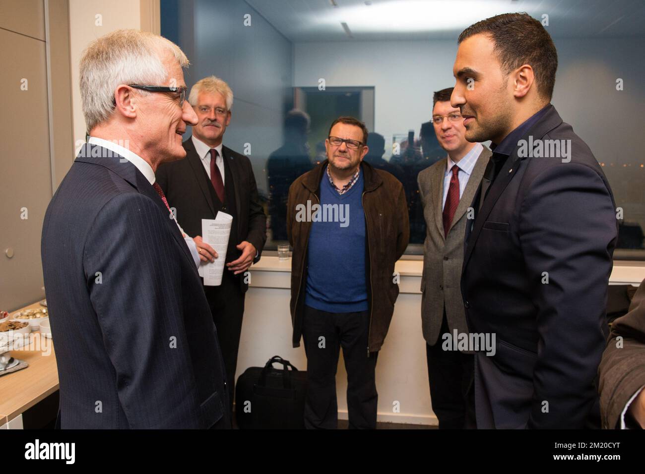 20151116 - GAND, BELGIQUE: Le Ministre-Président flamand Geert ...