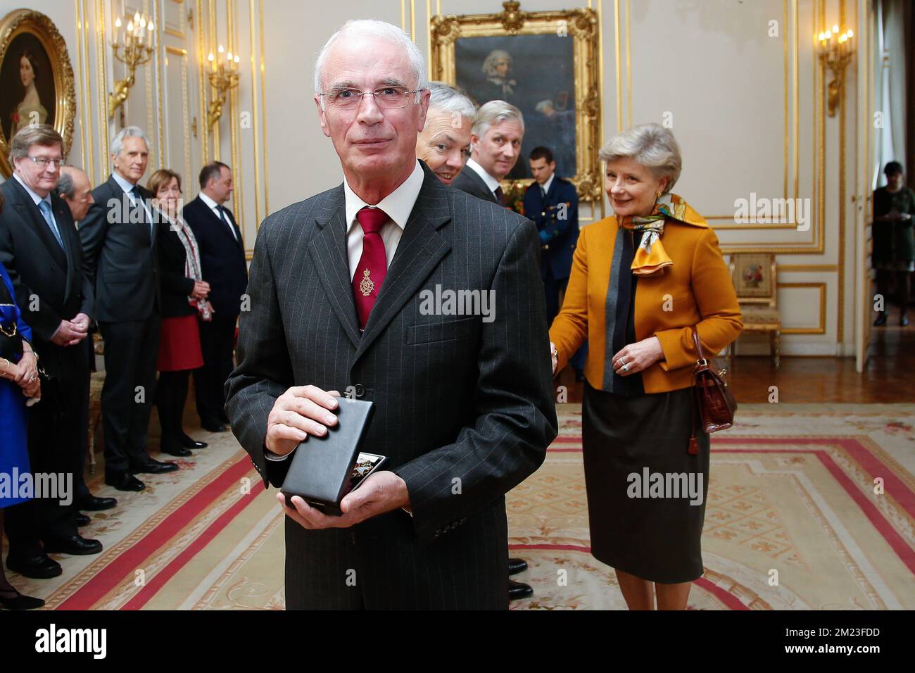 Le lieutenant-colonel et Mlle Henri Gerard photographiés lors d'une ...
