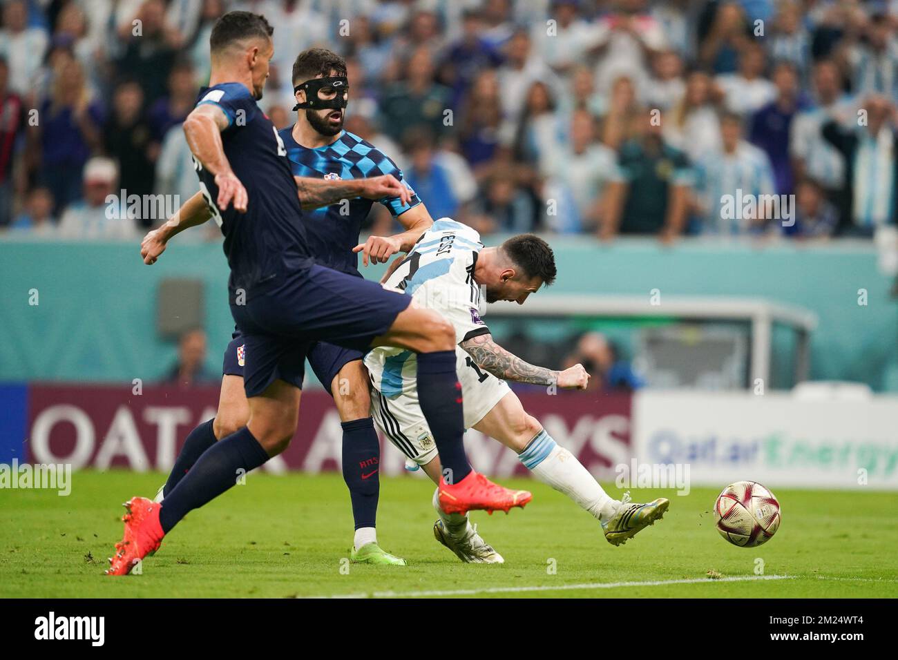 Adidas messi Banque de photographies et d’images à haute résolution - Alamy