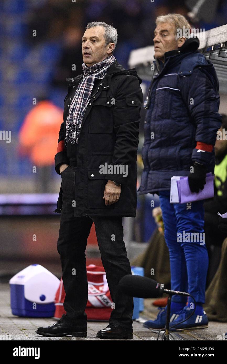 Mircea Rednic, entraîneur en chef de Mouscron, et Jacky Munaron, entraîneur de gardien de but de ...