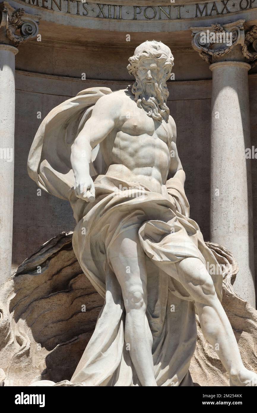 La fontaine de Trevi est l'un des monuments les plus célèbres de Rome ...