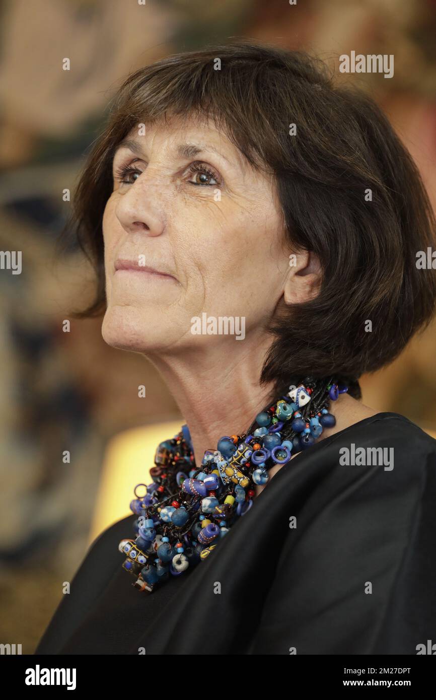 Diane Hennebert photographiée lors d'une cérémonie pour remettre la ...