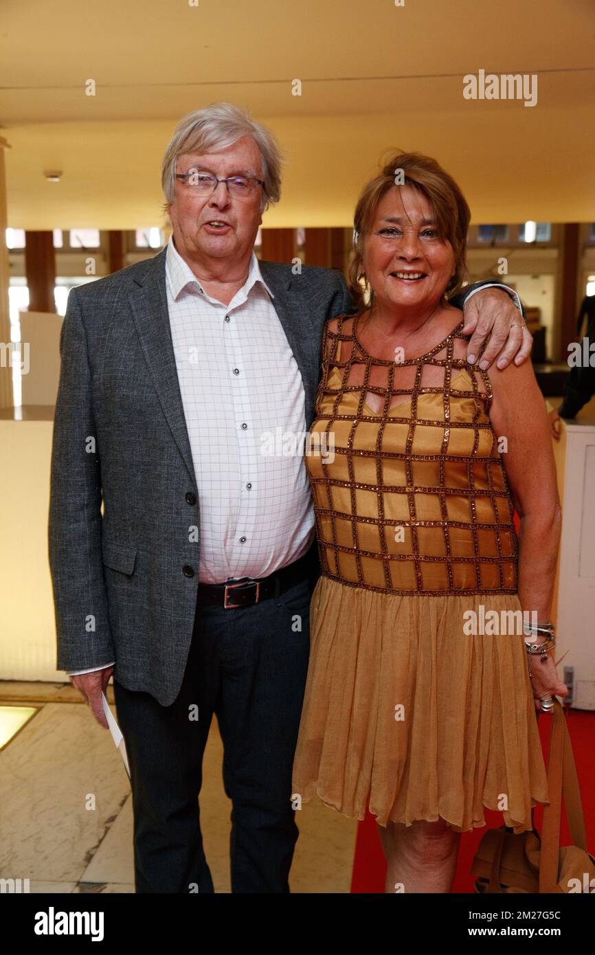 L'ancien journaliste Jan Van Rompaey et son épouse photographiés sur le ...