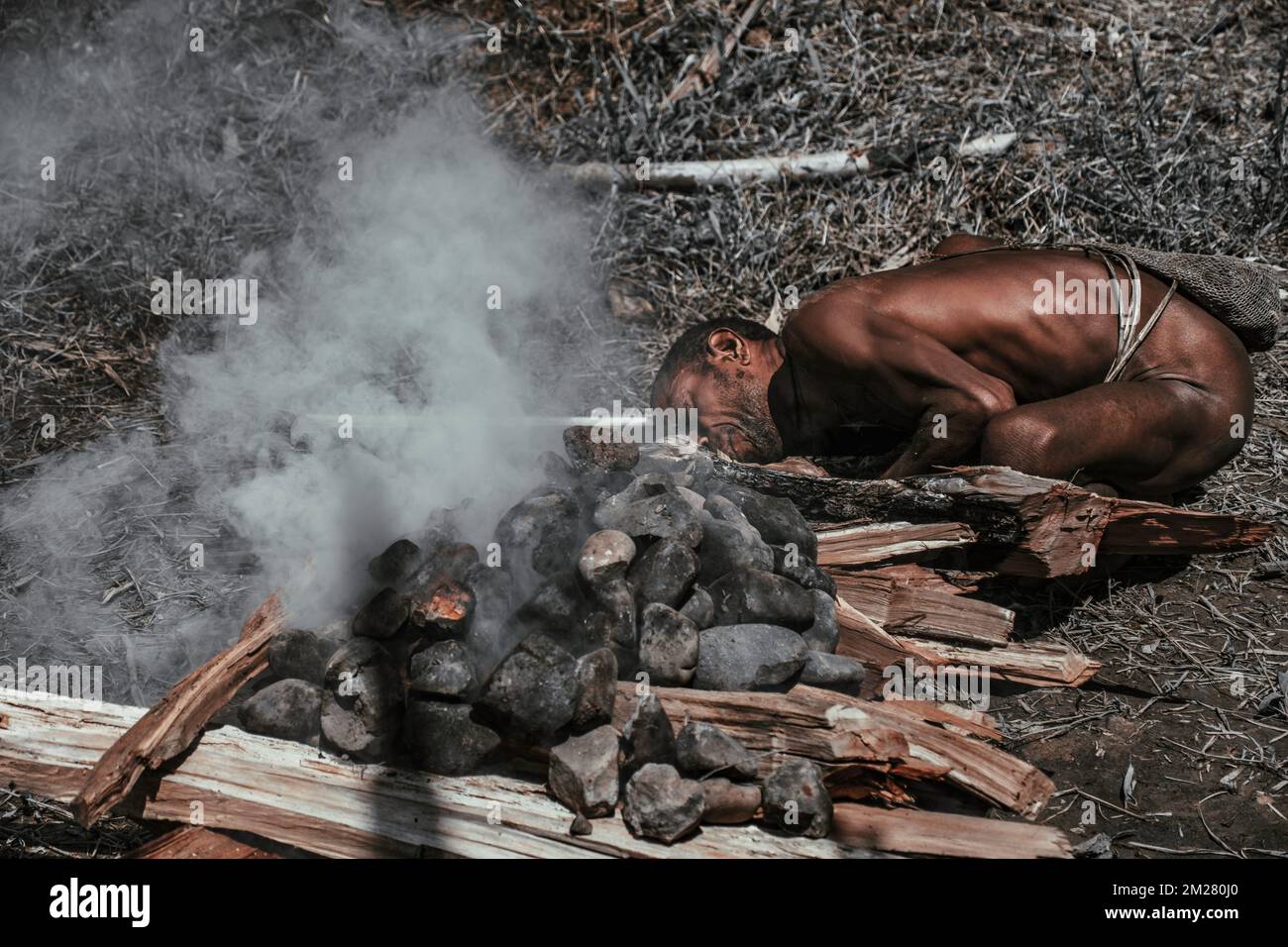 Korowai tribe sagou Banque de photographies et d’images à haute ...