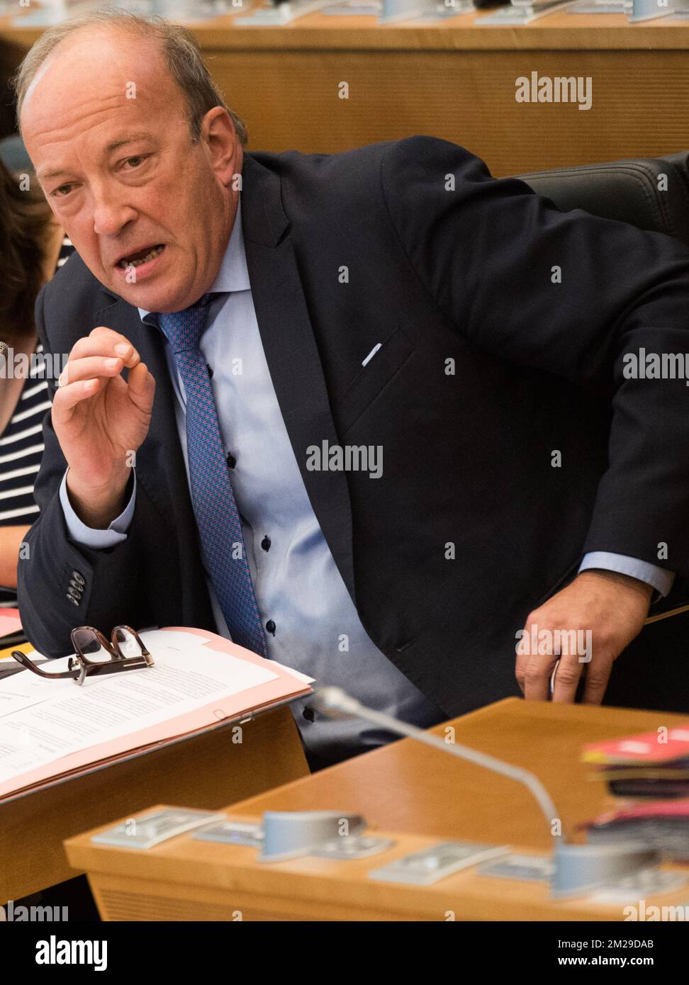 Jean-Paul Wahl de M. en photo lors d'une session plénière du Parlement ...