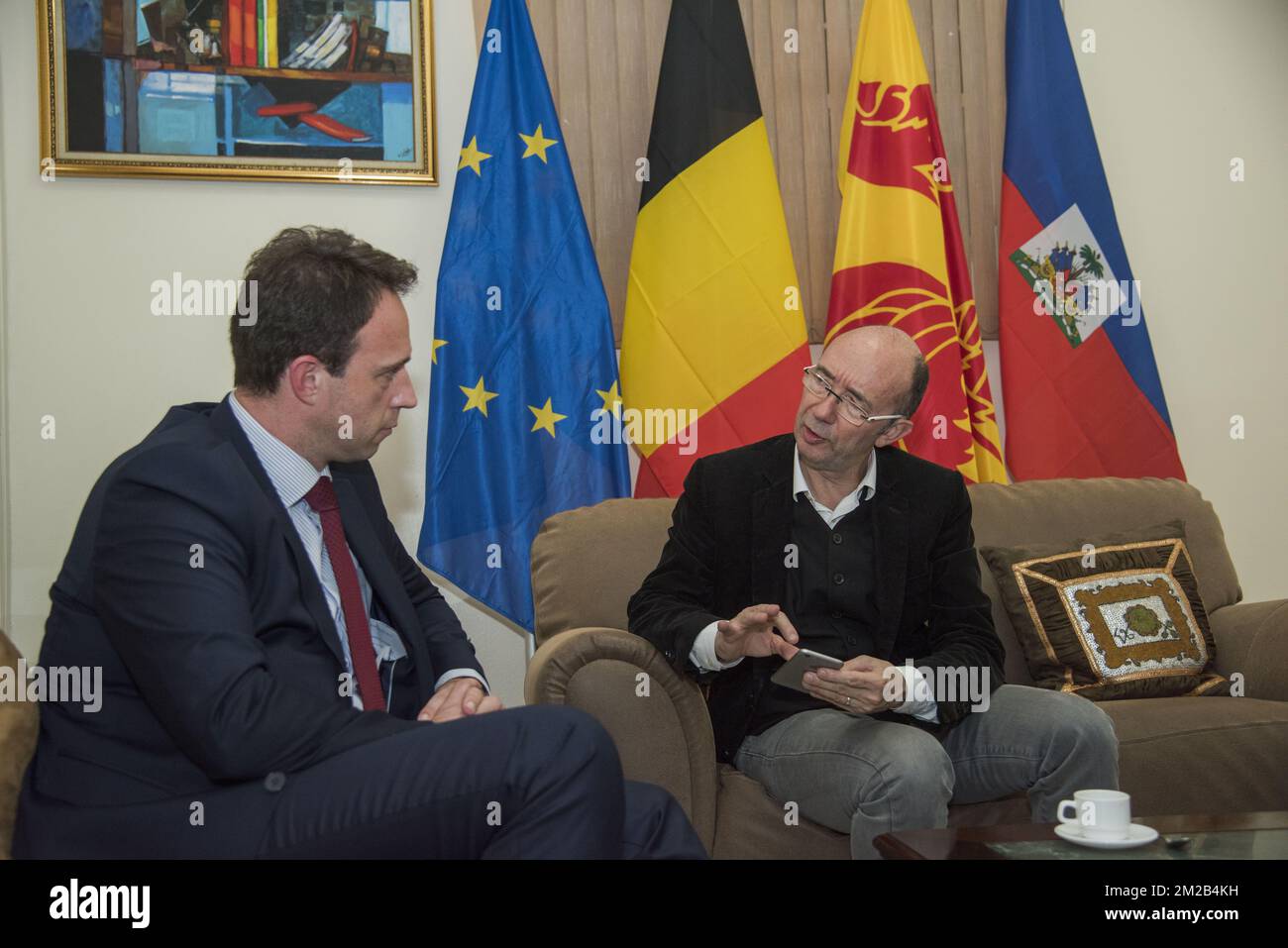 L'ambassadeur belge en Haïti Patrick Van Gheel et la Fédération Wallonie - Bruxelles le ministre ...