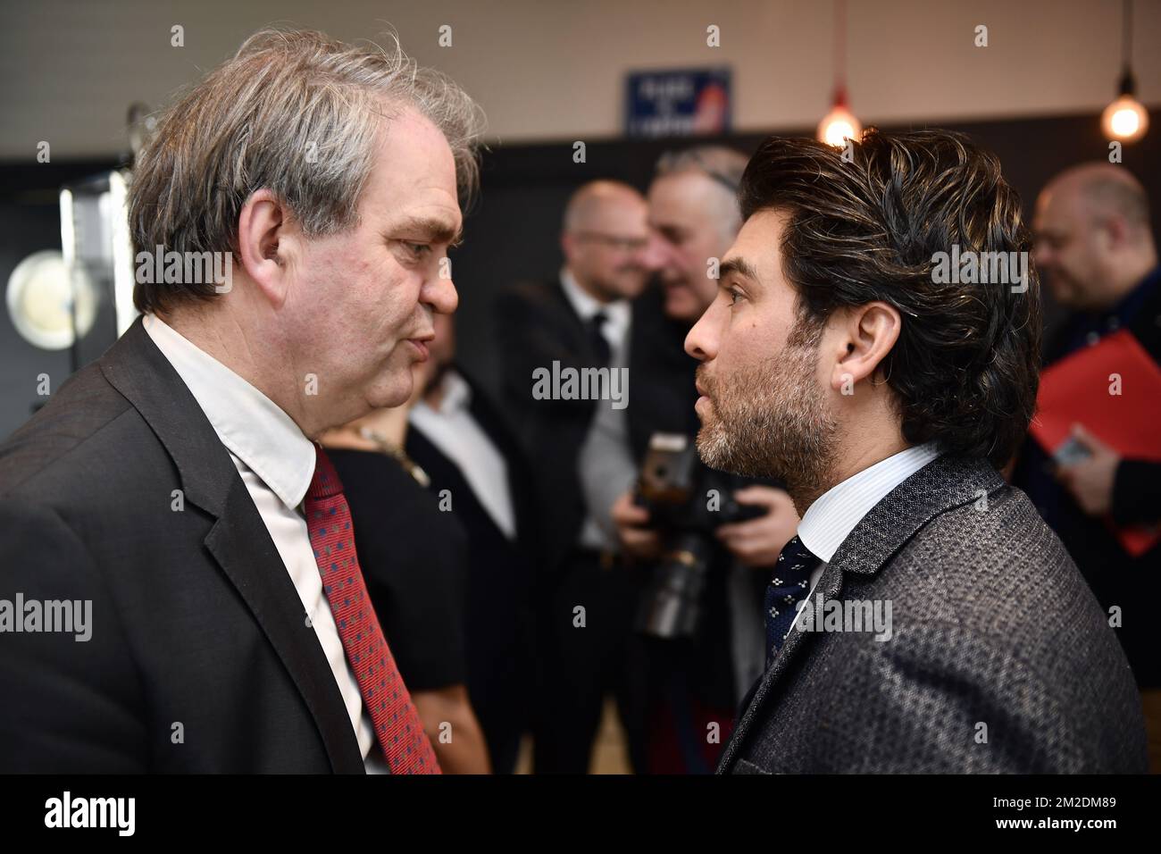 Pierre François, PDG de la Ligue Pro, et Medhi Bayat, directeur de ...