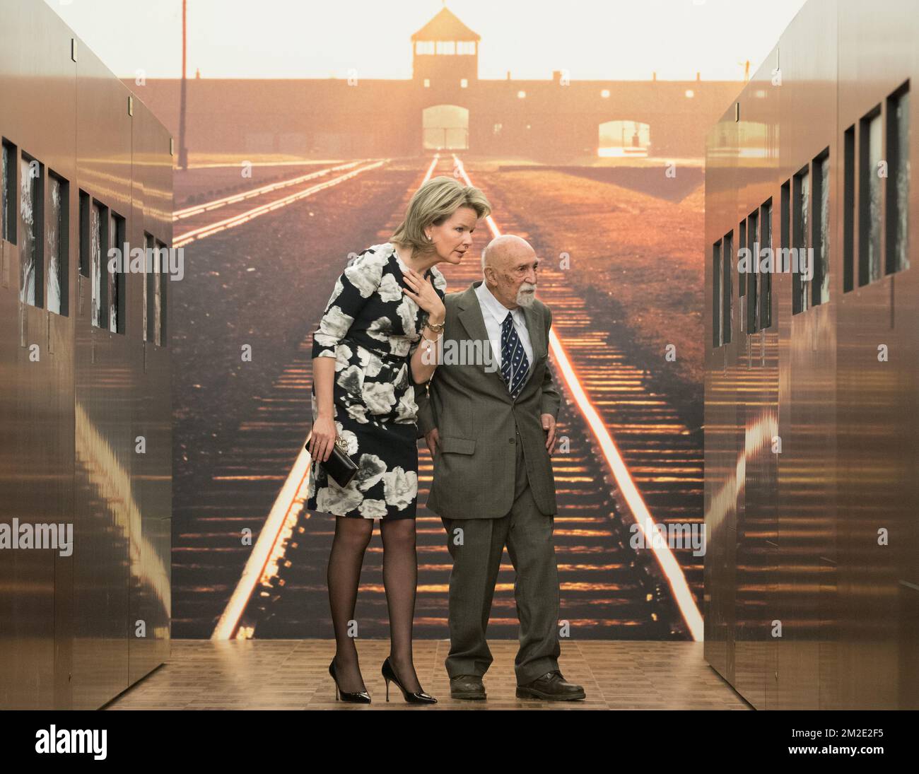 La reine Mathilde de Belgique et le survivant de l'Holocauste Simon ...