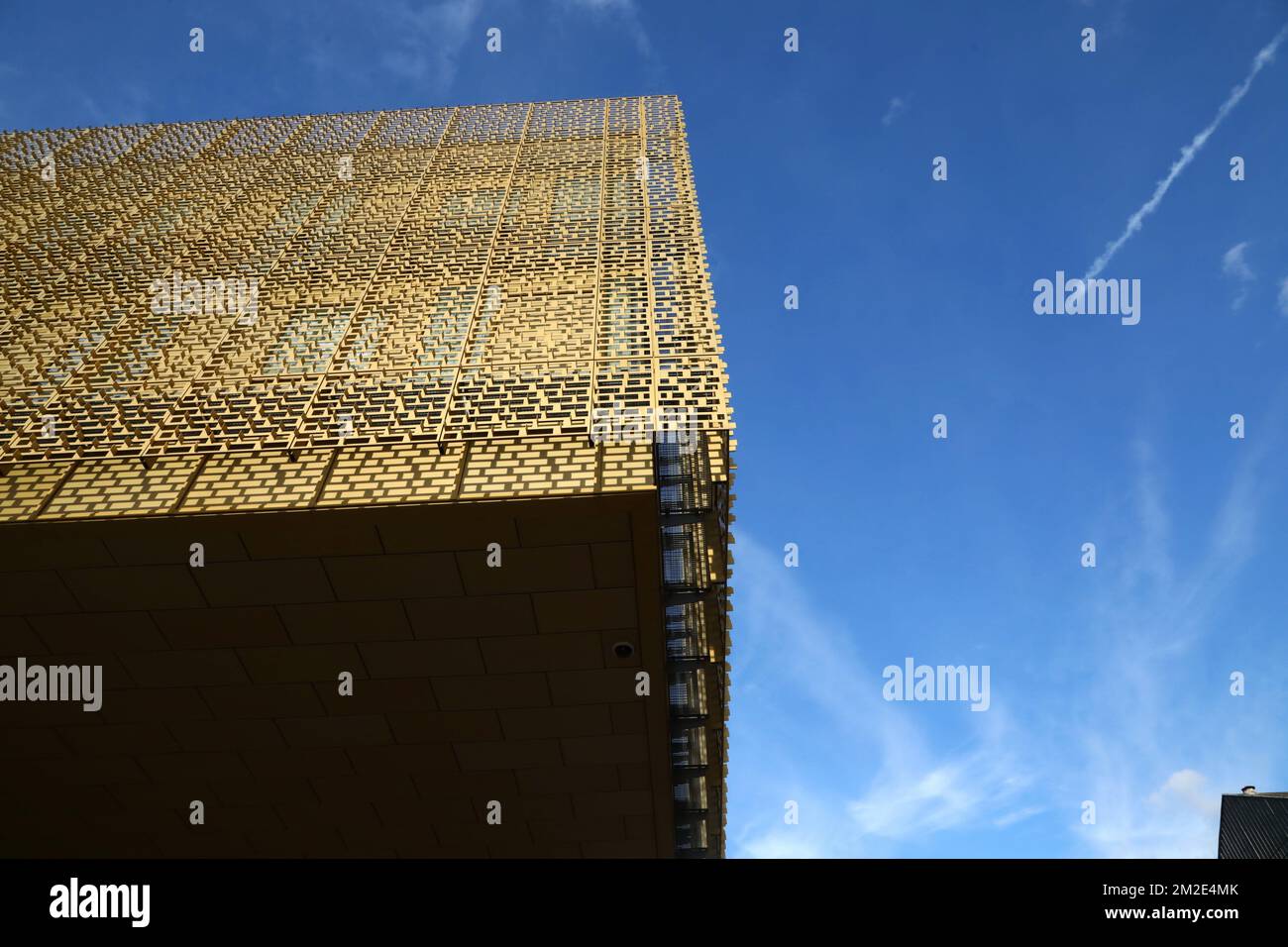 CMI | Siège de CMI à Seraing - Batiment dit l'Orangerie - Reichen et ...