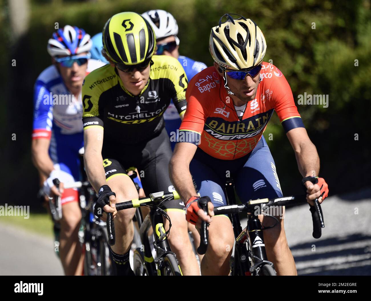 (De l'arrière vers l'avant) Français Anthony Roux de FDJ, Allemand ...