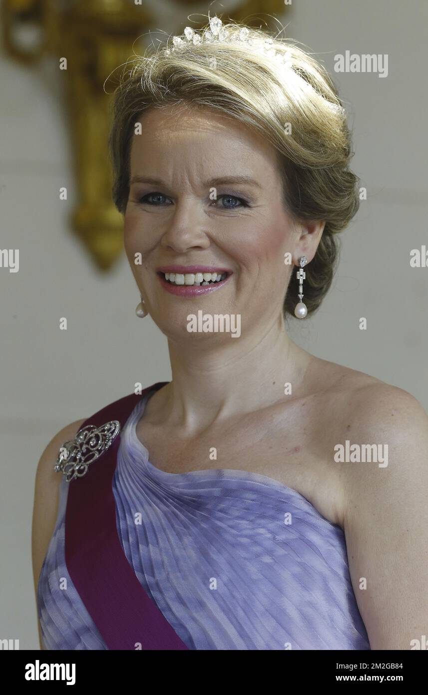 La reine Mathilde de Belgique en photo lors du dîner de gala officiel ...